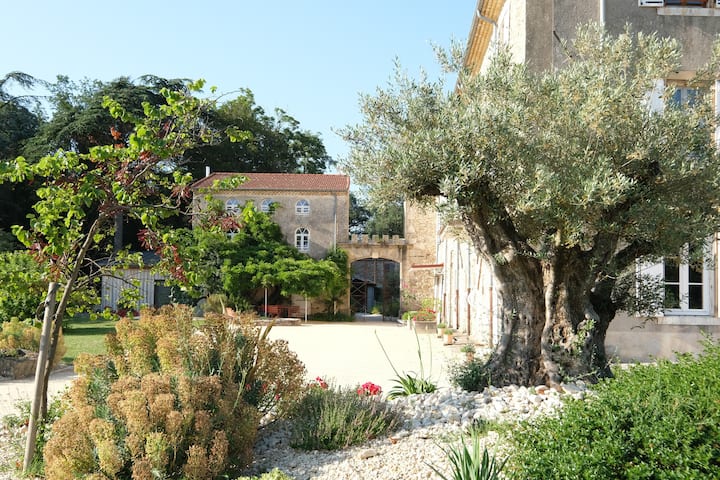 Suite Yves, Château De Lemps, Ardèche Méridionale - Tain-l'Hermitage