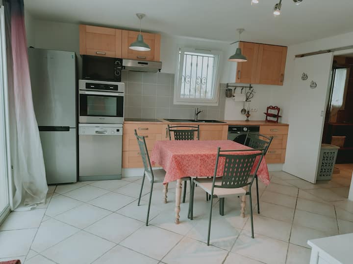 Le Chemin Du Soleil - Arles