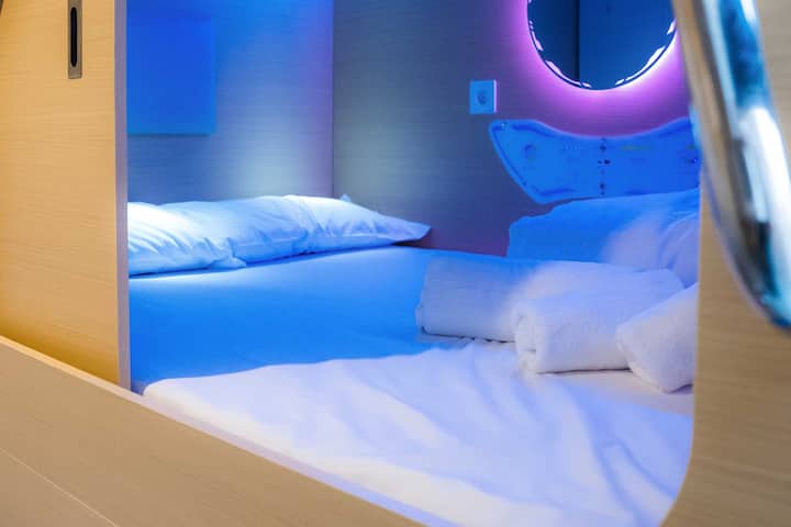 Urban Cube Hostel Granada - Cápsula Doble - Grenade