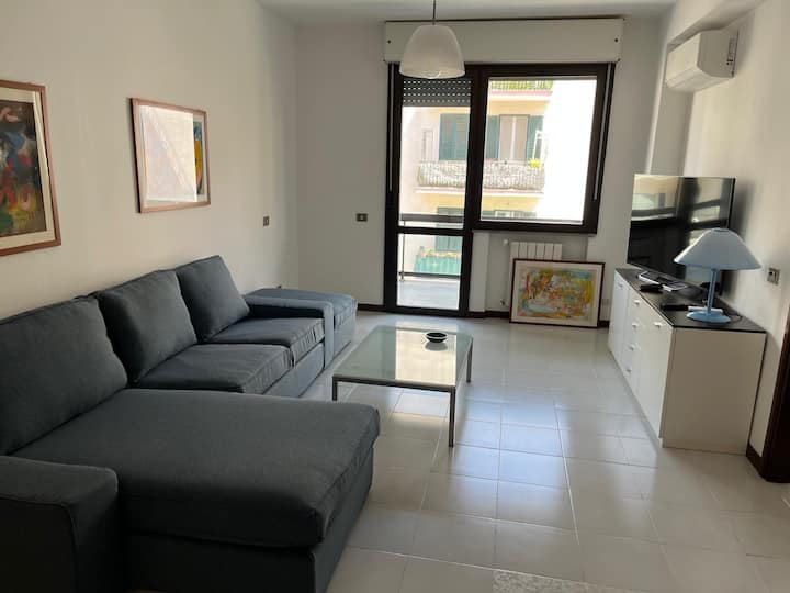 Casa Vacanze Con Posto Auto In Cortile Interno - Alghero