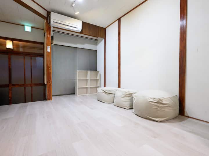 駅チカ一棟貸し｜静岡駅 徒歩15分/12人宿泊可/駐車場無料｜家族・親戚・帰省・合宿 - Shizuoka