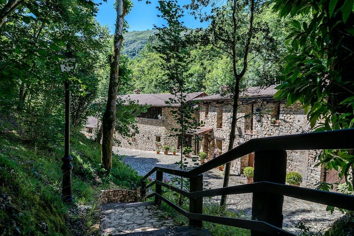 Núcleo Rural La Tahona De Besnes - Asturias