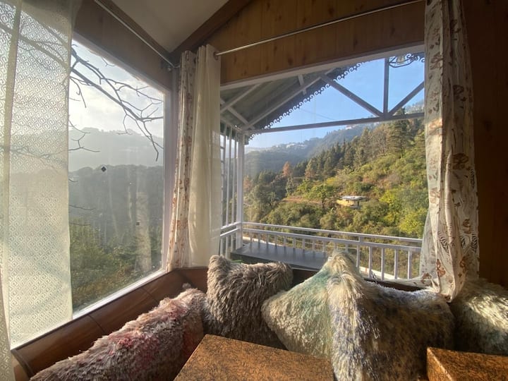 Sherhills Cottage | Breakfast |Exquisite 4br Villa - Mussoorie