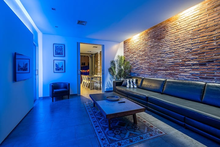 Huge Apartment In Barcelona With Private Terraces - Barcelone