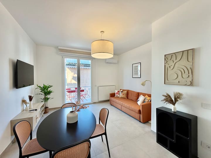 Nuovo Ampio/elegante [Centro+terrazzo] - Parma