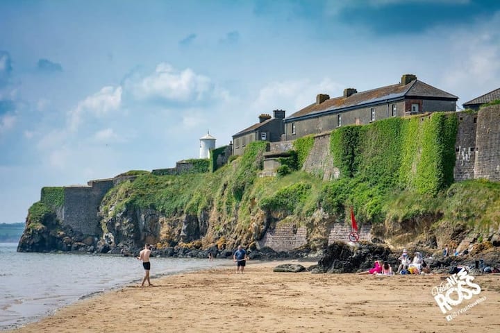 Beachside Break In Duncannon - Waterford
