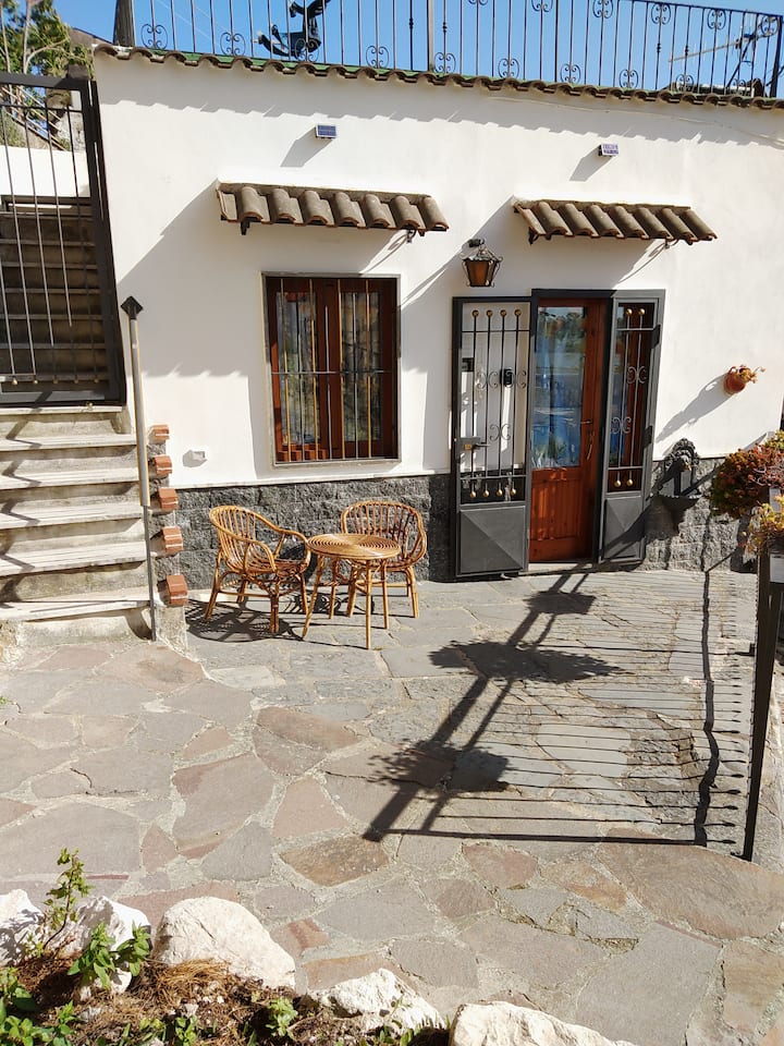 Historic And Romantic Residence. Terrace On River - Castel Volturno