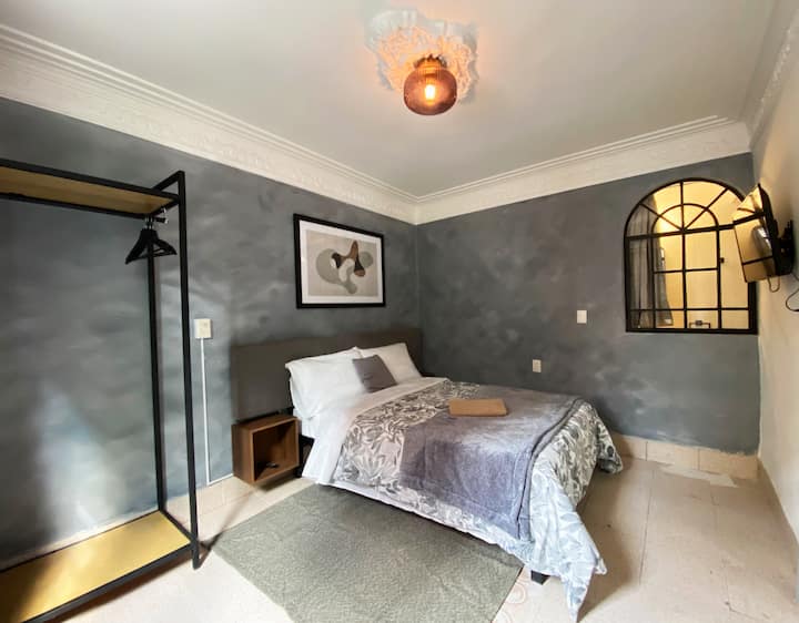 Casa Labardini · Colonial Suite With Kitchen - Mexique