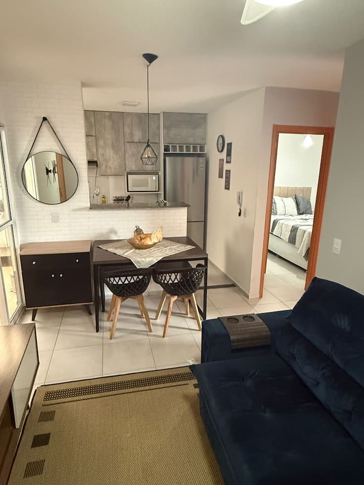 Apartamento Todo Mobiliado, Próximo Ao Centro - Campo Grande