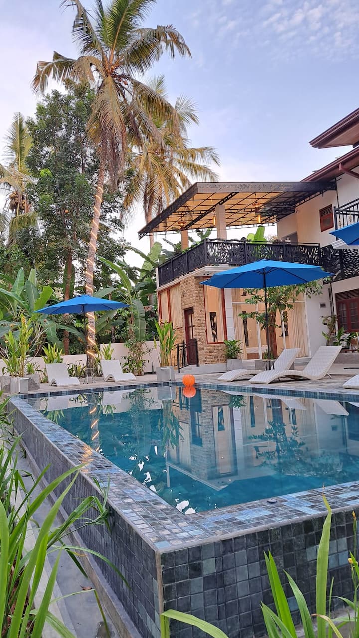 Hikka Nature Resort _3br, Cabin, Pool With Jacuzzi - Hikkaduwa