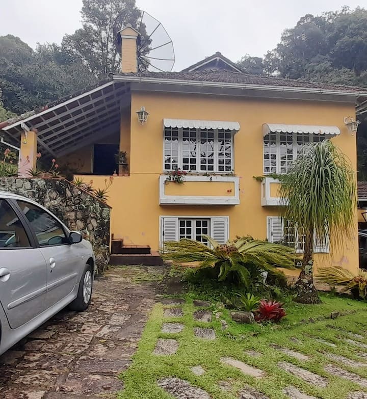 Casa Com Piscina Nas Montanhas, A 3 Km Do Centro - Petrópolis