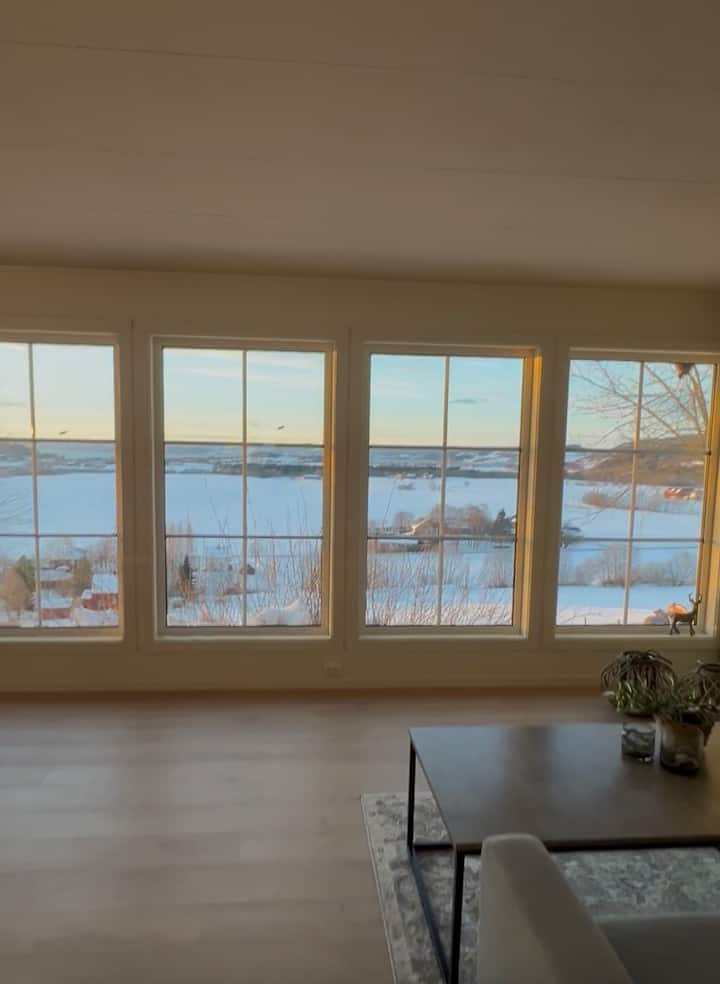 Nyoppusset Lite Hus Med Fantastisk Utsikt - Norway