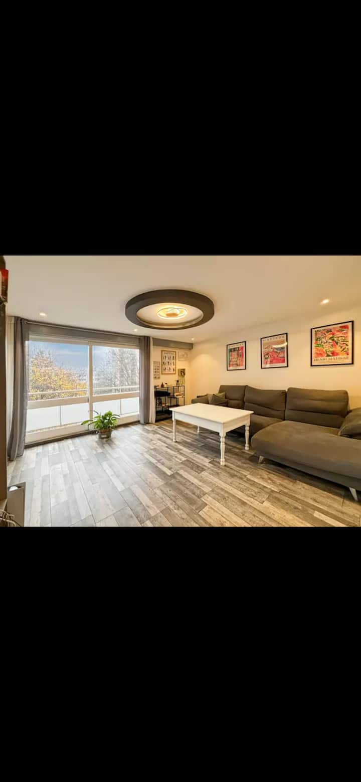 Appartement à La Croix Blanche. - Vert-Saint-Denis