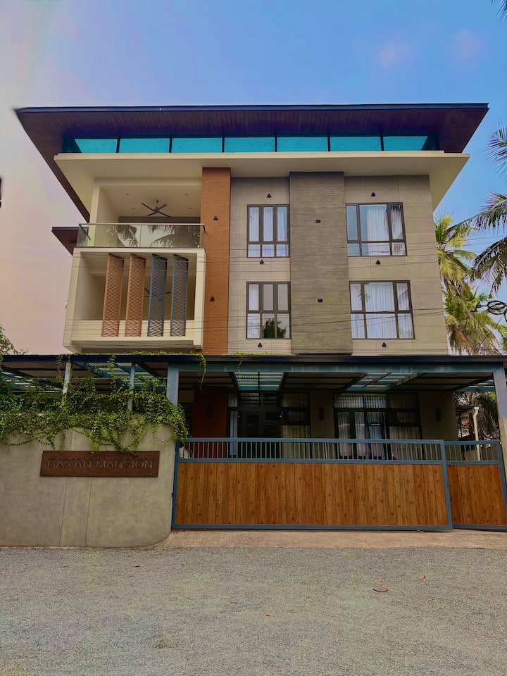 Mansion With Indoor Pool | Private Gatherings - Kozhikode