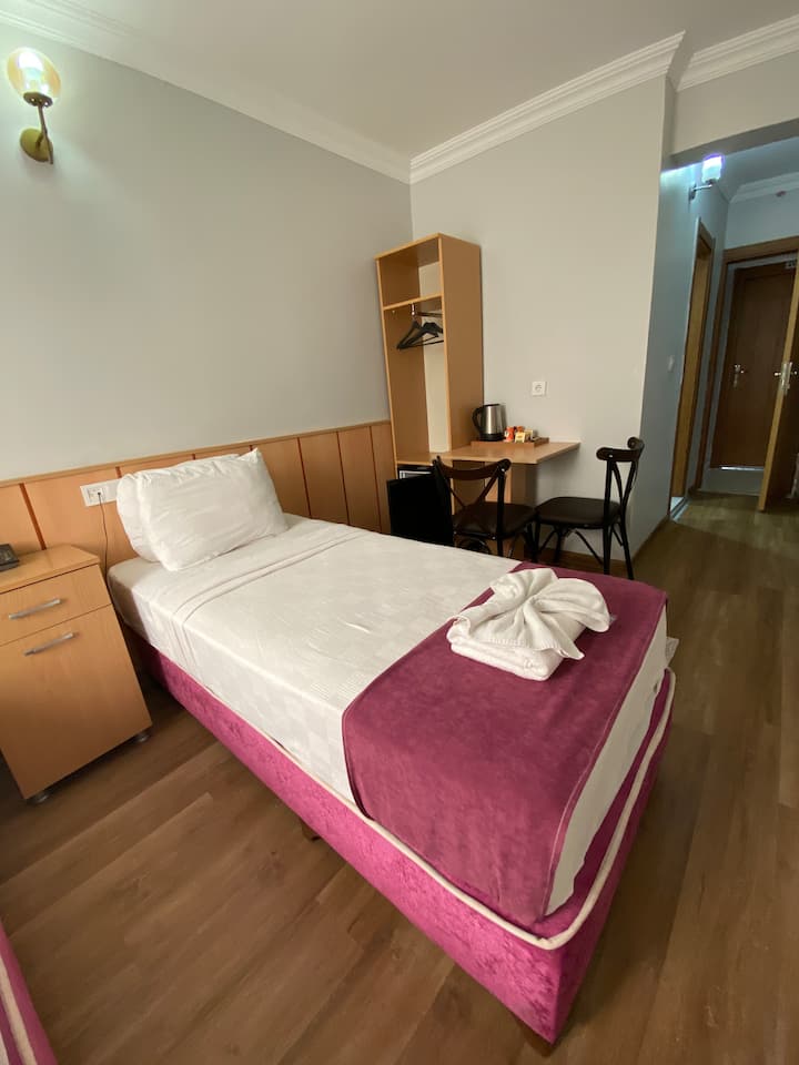 Economic Single Room - Sefaköy