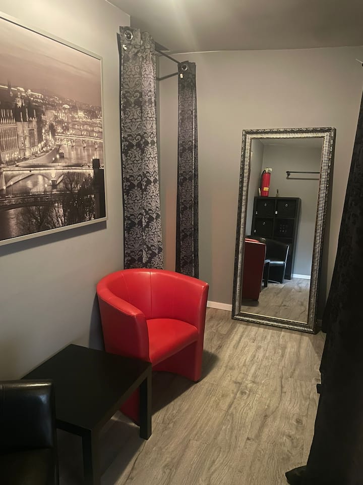 Simple But Clean And Cozy - Hamburg