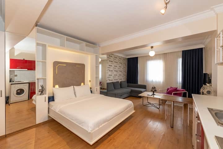 High-end Stylish Apartment In Central Taksim - Şişli
