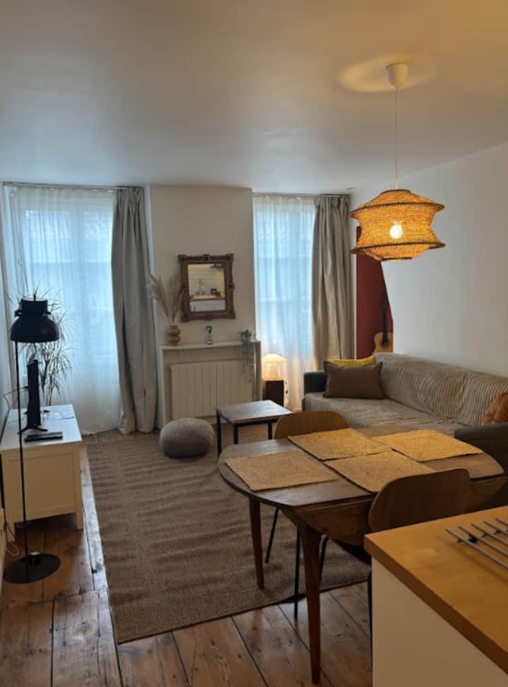 Appartement En Hypercentre, Calme, Pied Du Tram - Bordeaux