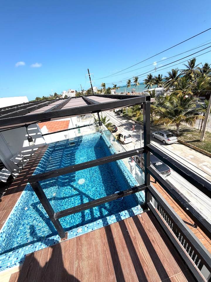 Casa 3 Pisos Frente Al Mar 7 Recámaras Y Alberca - Isla Mujeres