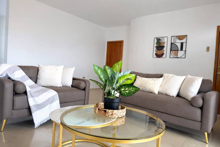 3br Apartment In Manta’s Best Area - Manta