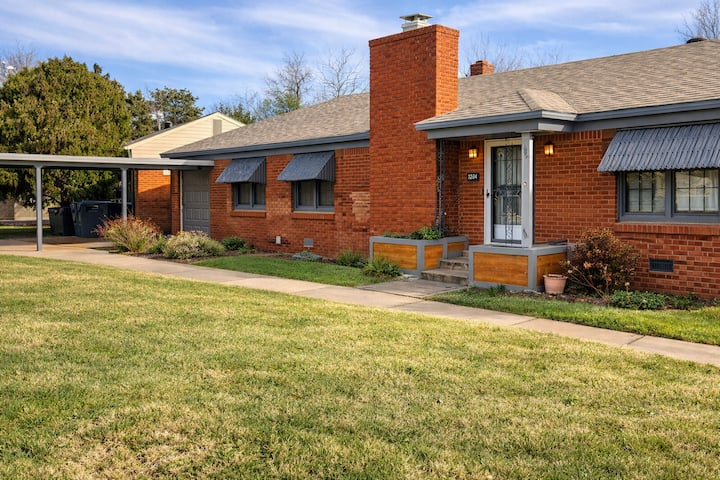Lake House - Oklahoma City, OK