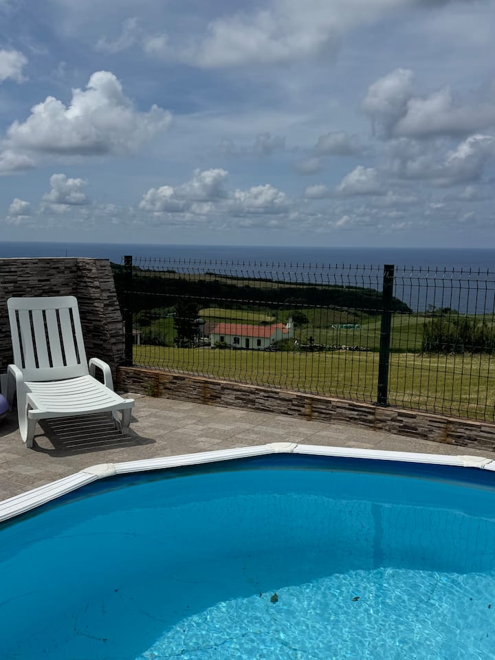 Rocha Mar House - Sea View Pool - Azorean Cottage - Nordeste
