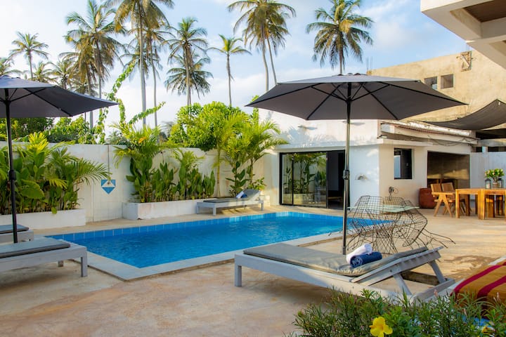 Cette Maison
Spacieuse, Lumineuse
Et éLégante - Côte d'Ivoire