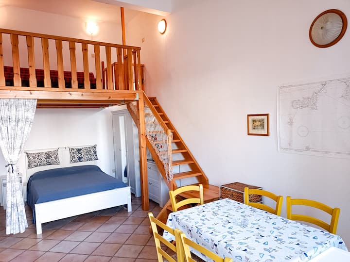 Alloggio Soppalcato 50mt Mare - Marina di Campo