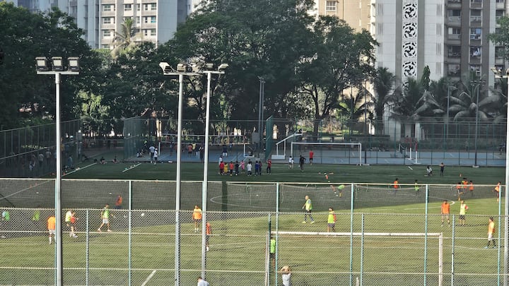 In Thane Near Mumbai Modern Residential Community - Thane