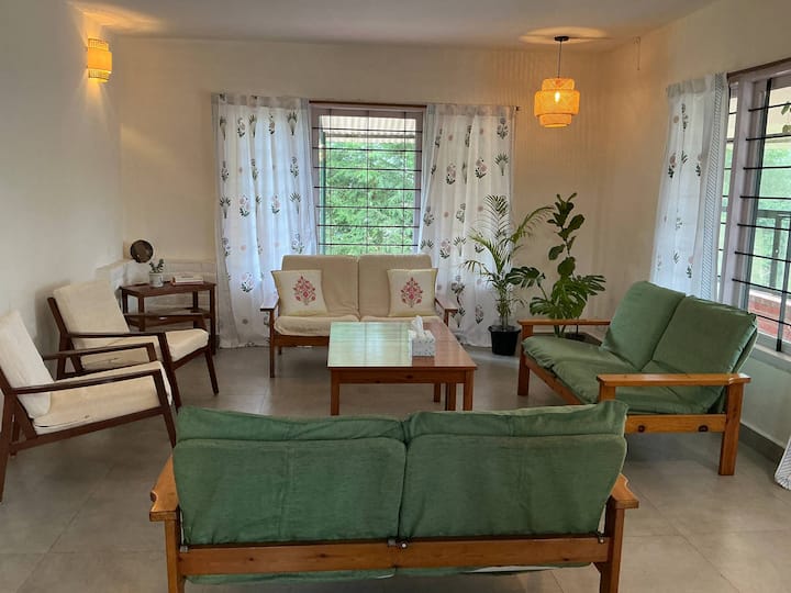 The Lake House- Whispering Palms Kodaikanal - Kodaikanal