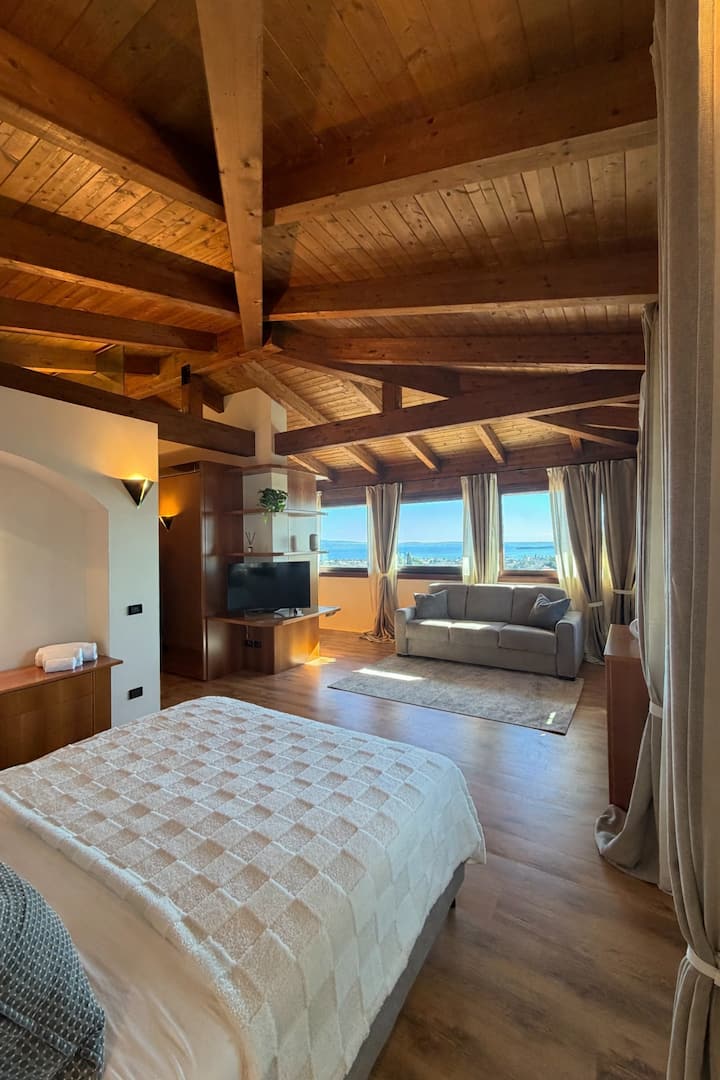 Villa Elisea | Pool • Lake View • 14 Guests - Sirmione