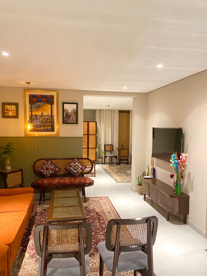 Sunrise Holdings-heritage Suite |Sauna|pool|gym - Lahore