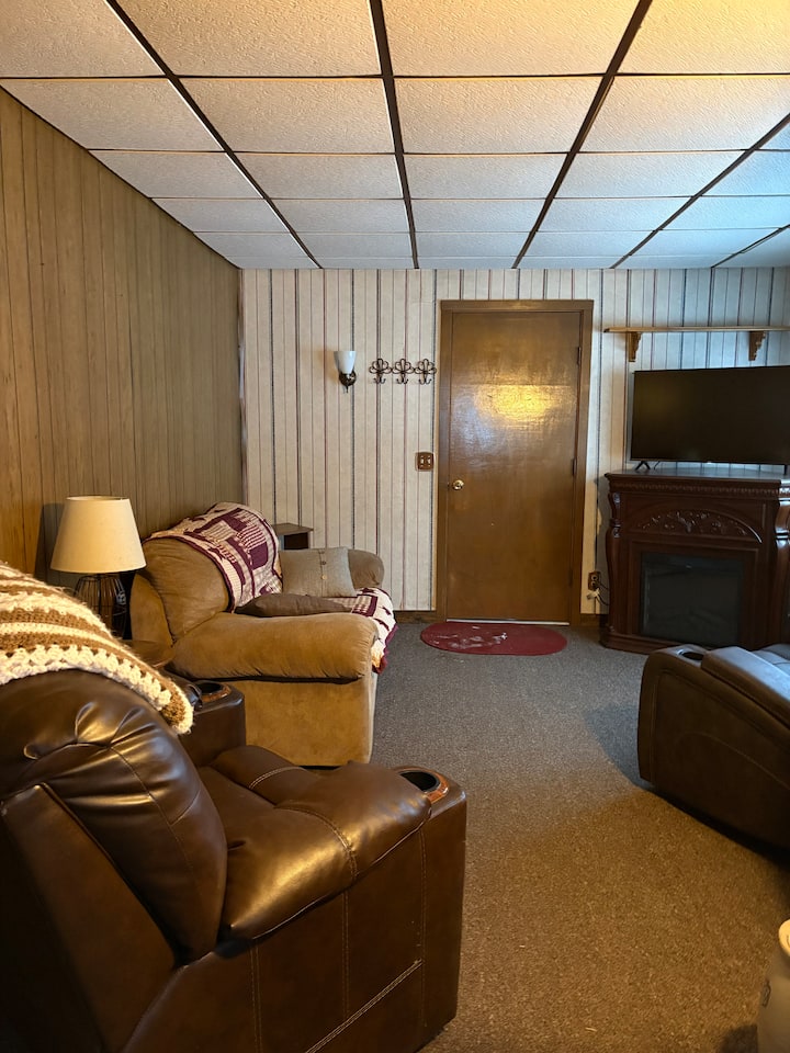 Cozy 2 Bedroom Home In A Nice Neighborhood. - Fredonia, NY