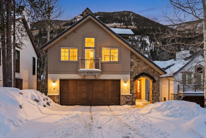Spruce Street Chalet | Lux Living Mins To Vail - Vail, CO