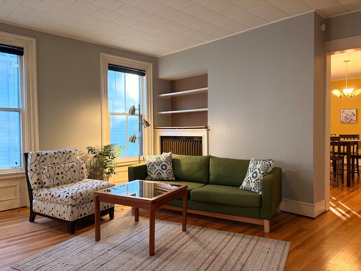 Quiet Downtown Oasis - Ithaca, NY