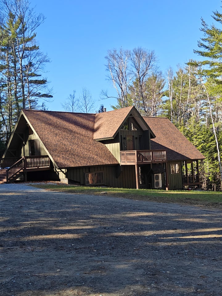 New! Fully Renovated Chalet On 50 Acres - Adirondack, NY