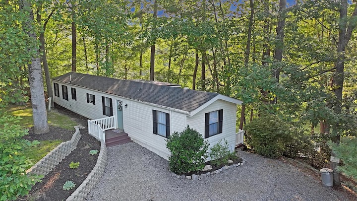 Lake Front,cozy 2-bd 2-bth Mobile Home Great Views - Smith Mountain Lake, VA