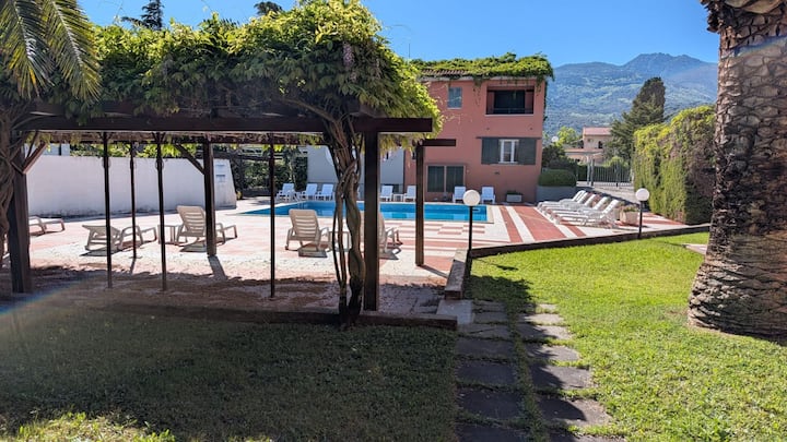 Delizioso Monolocale In Residence Con Piscina - Marina di Campo