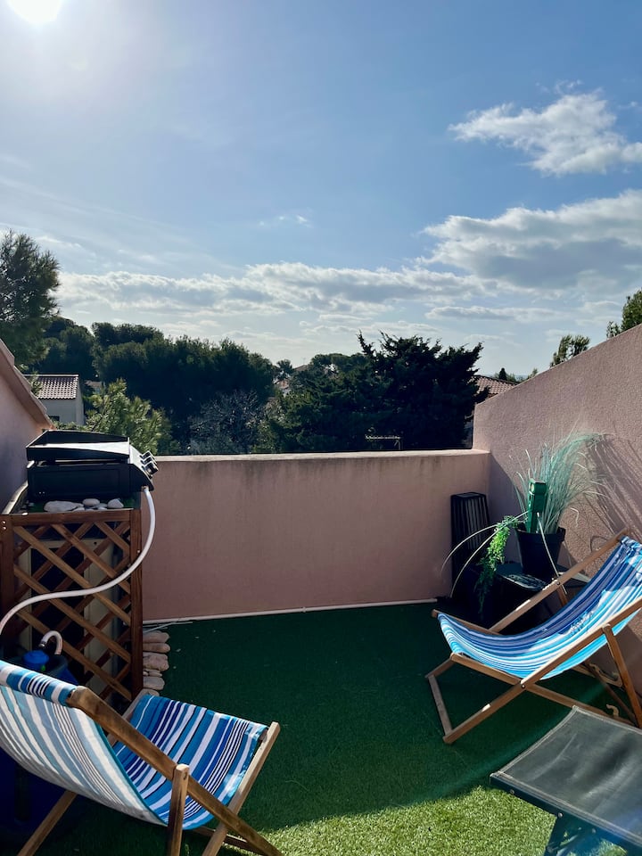 Appartement 2 Chambres Proche De La Mer Climatisé - Martigues