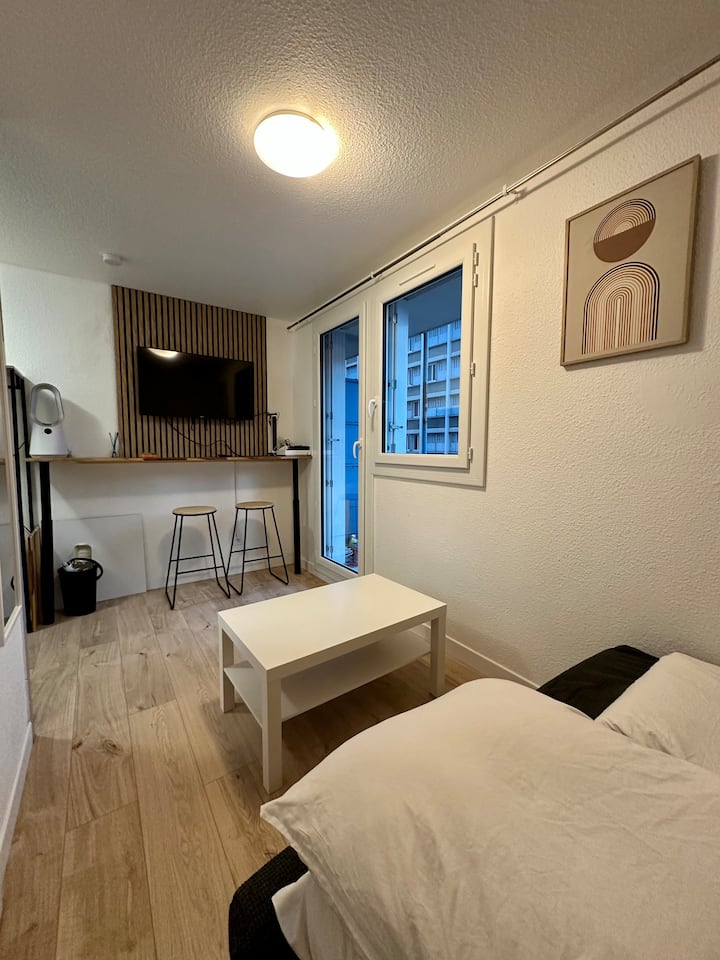 Studio Moderne Et Lumineux Proche Toute Commodité - グルノーブル