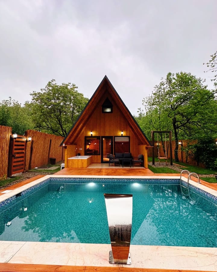 Sakin Konumda öZel Havuzlu Ahşap Ev - Sapanca