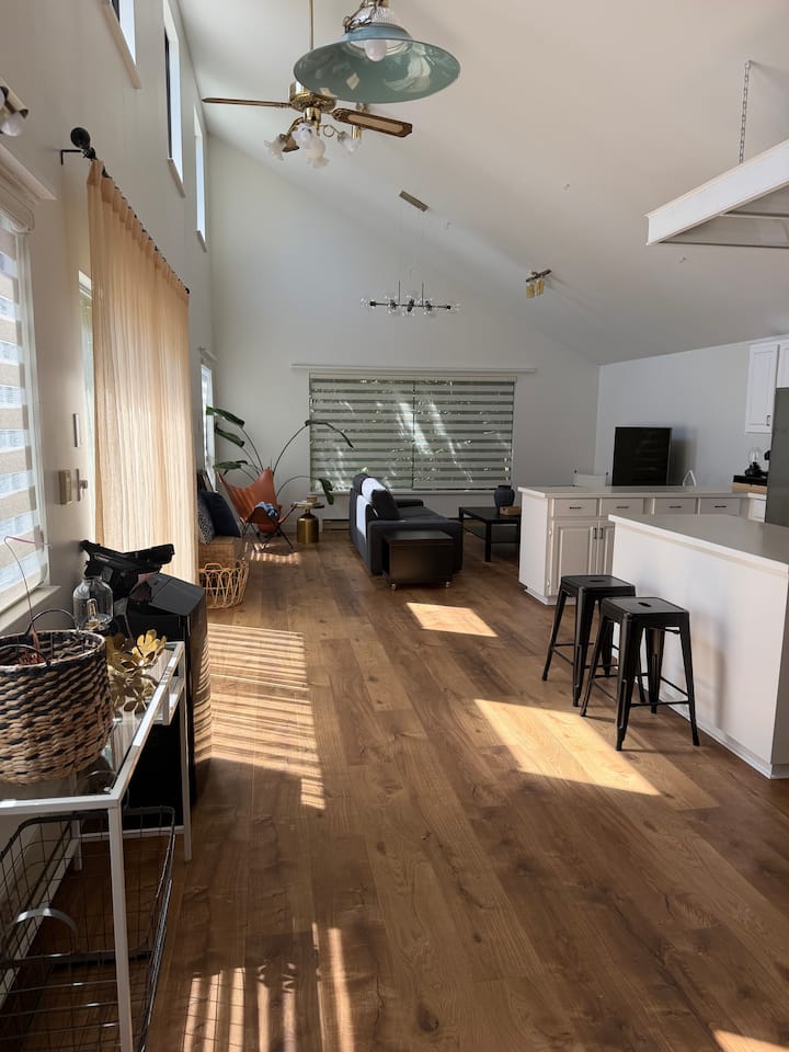 3bed 2bath
Home Away From Home In Heart Of Mission - Abbotsford