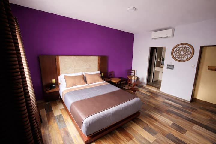 Habitación 1 Cama Queen A/c Estacionamiento Priv - Córdoba