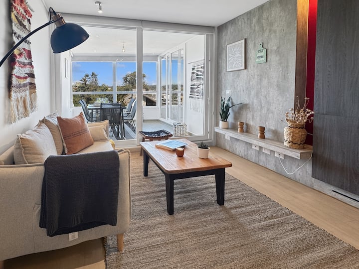 Vista Al Lago · Elegante Depto. En Ubicación Top - Puerto Varas