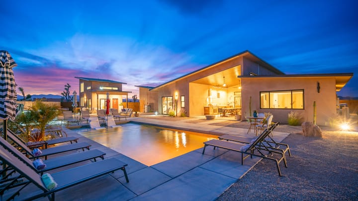 Casatranquila 2 Homes*evcharger*pool*hottb*shflbd+ - Joshua Tree, CA