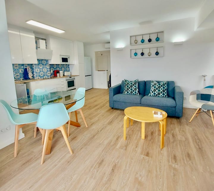 Blue Rocha Beach Apartment-1 Min Walk To The Beach - Ferragudo