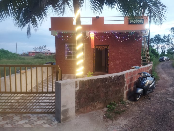 Swamiraj Beach Vila - Ganpatipule