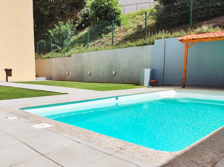 Loft Para 4 Pessoas  Junto Ao Cais De Gaia. - Porto