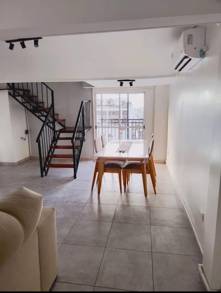 Amplio Dúplex Luminoso Para 6 En Centro De Bs As - Buenos Aires