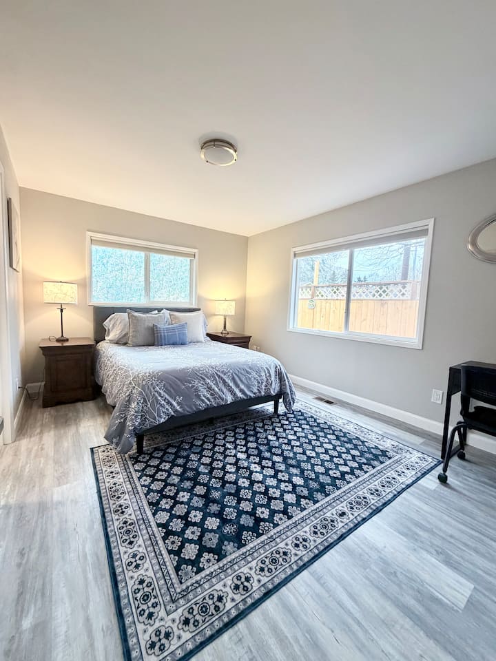 Modern 1-bedroom Retreat - Beaverton, OR